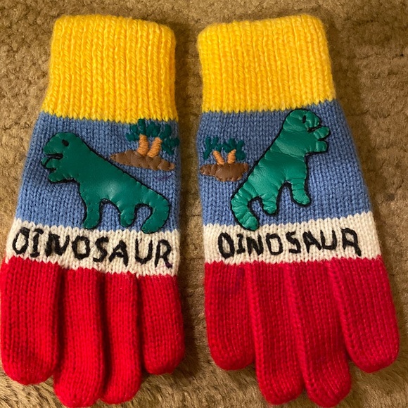 Cynthia McKinney | Accessories | Brand New Kids Dinosaur Gloves | Poshmark